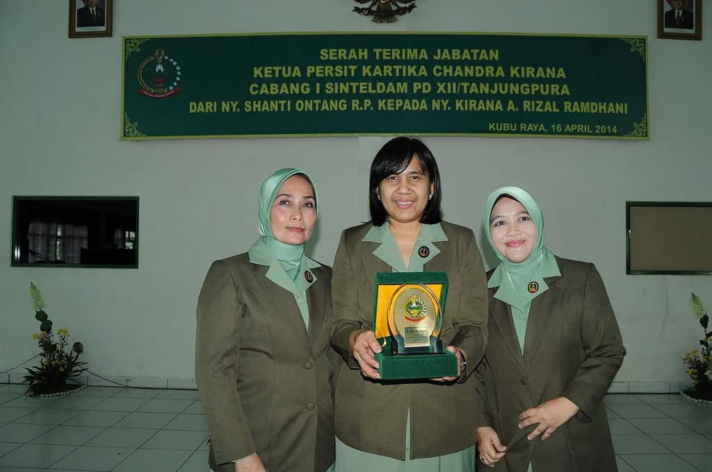 Ketua Persit PD XII/Tpr, Ciptakan Suasana Kerja yang Harmonis