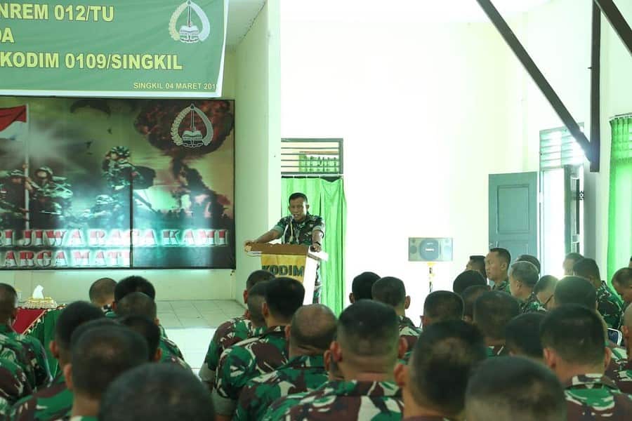 Tugas Satkowil Layani dan Bantu Masyarakat Tugas Satkowil Layani dan Bantu Masyarakat