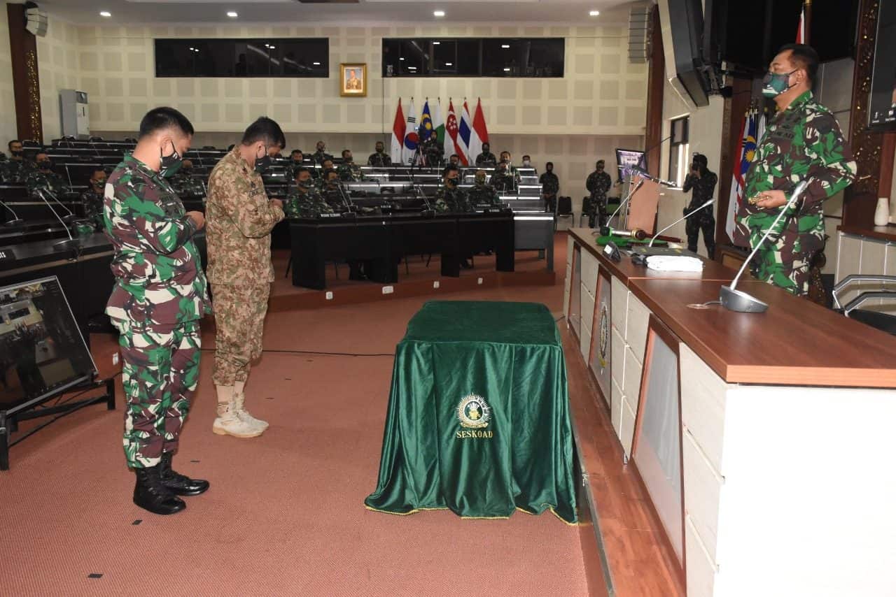 451 Perwira Siswa Ikuti Pembukaan Dikreg LX Seskoad TA. 2021 Secara Virtual