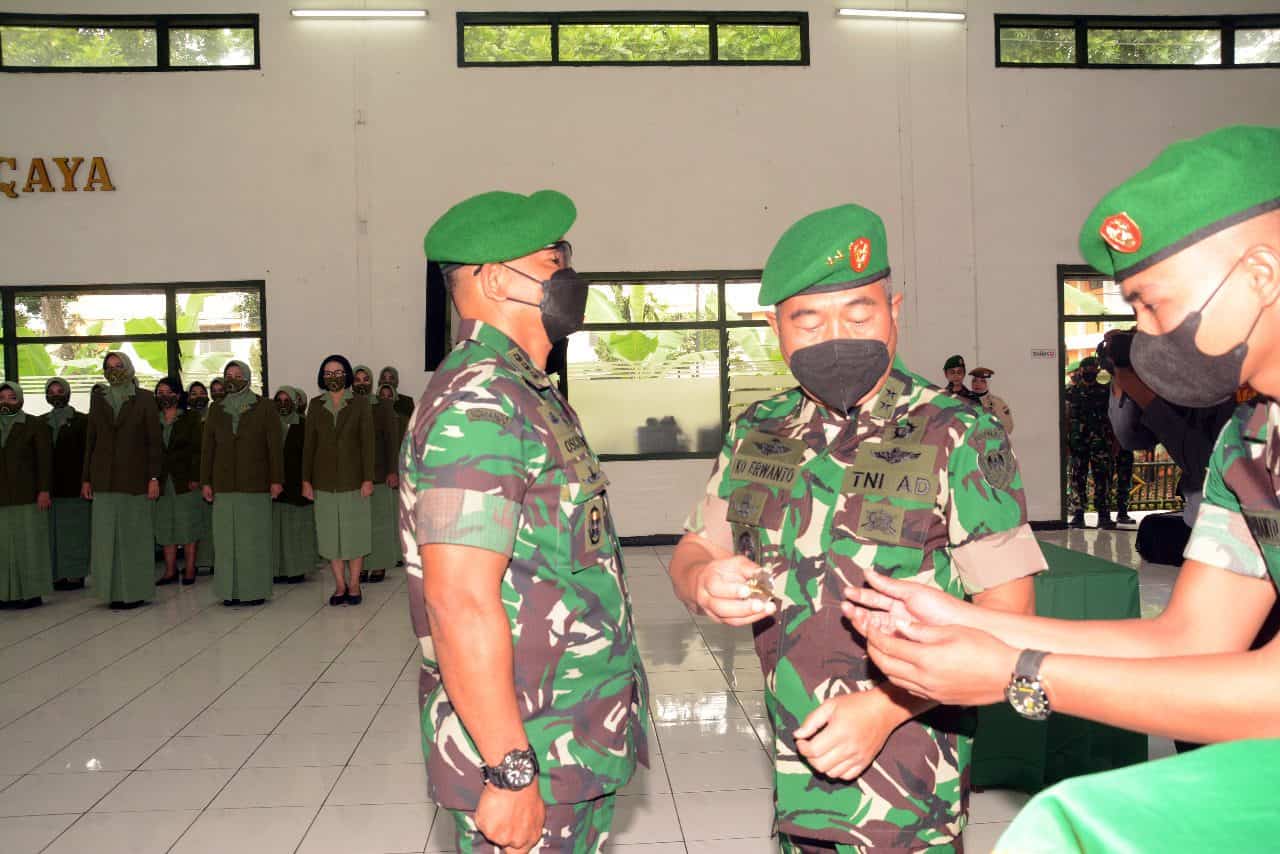 Warga Bengpuspal Puspalad Melepas Kolonel Cpl Octovianus Oskar