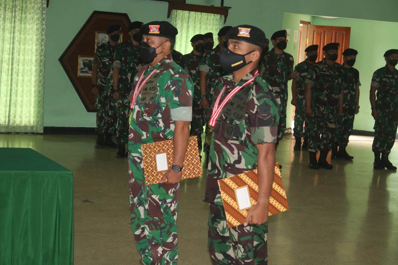 Danpusdikkav Berikan Penghargaan Kepada Gumil dan Pelatih Terbaik Pusdikkav