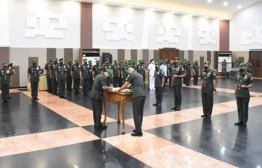 Pangdam Jaya Pimpin Sertijab Dandeninteldam Jaya dan Danden Zipur 3/ATD ...