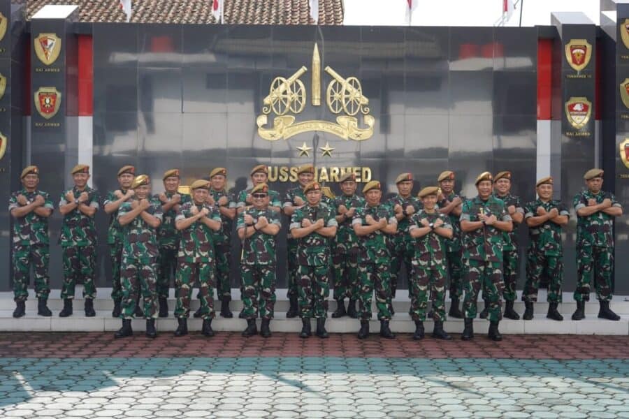 Wakasad Kunjungi Pussenarmed dan Pusdikarmed Kodiklatad