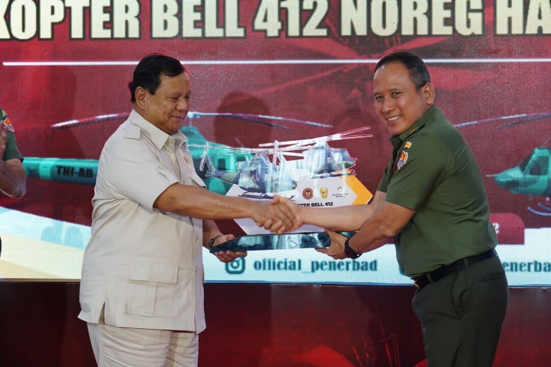 Puspenerbad Terima 2 Unit Heli Bell- 412 Dari Kemenhan RI