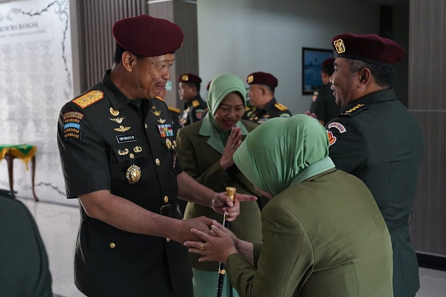Danpuspenerbad Serahkan Jabatan Kabengpus Penerbad dan Pamen Ahli ...