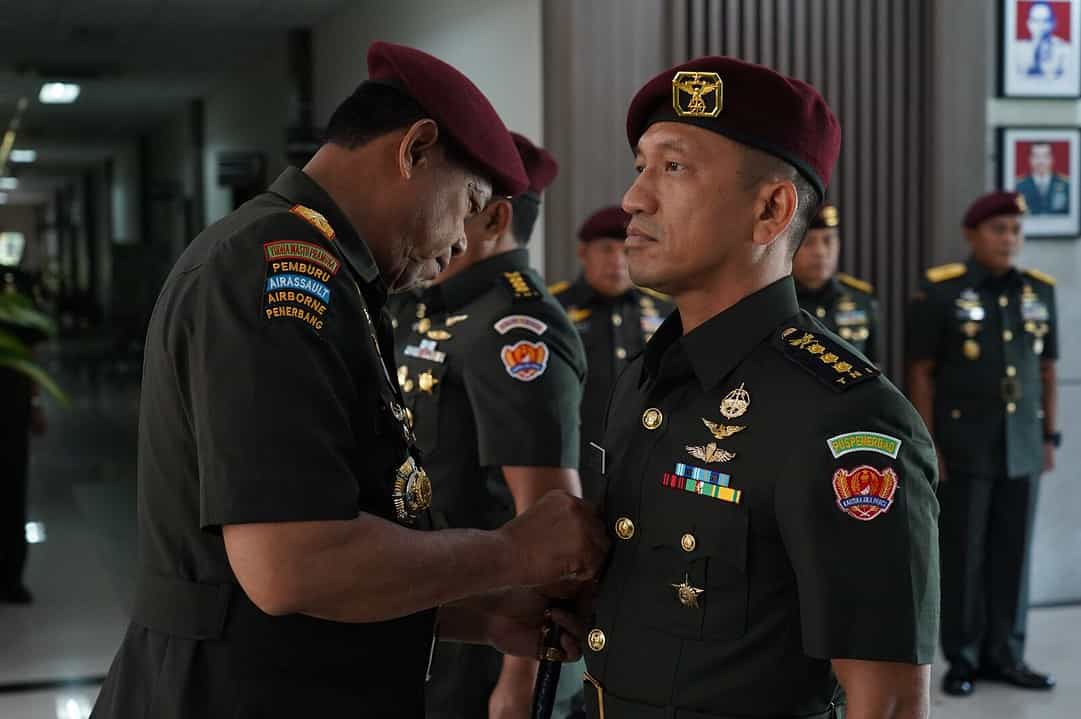 Danpuspenerbad Serahkan Jabatan Kabengpus Penerbad dan Pamen Ahli ...