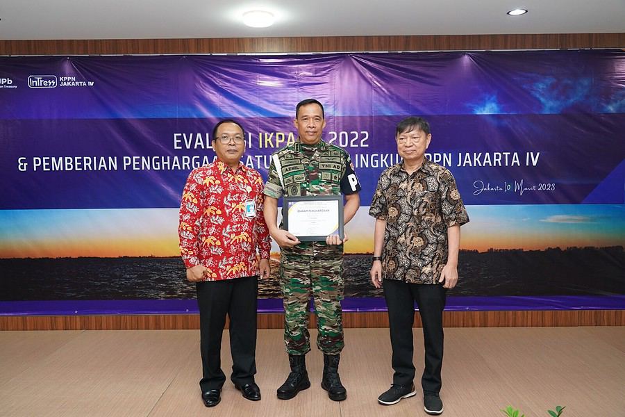 Puspomad Terima Penghargaan IKPA Tertinggi Dari KPPN IV Jakarta