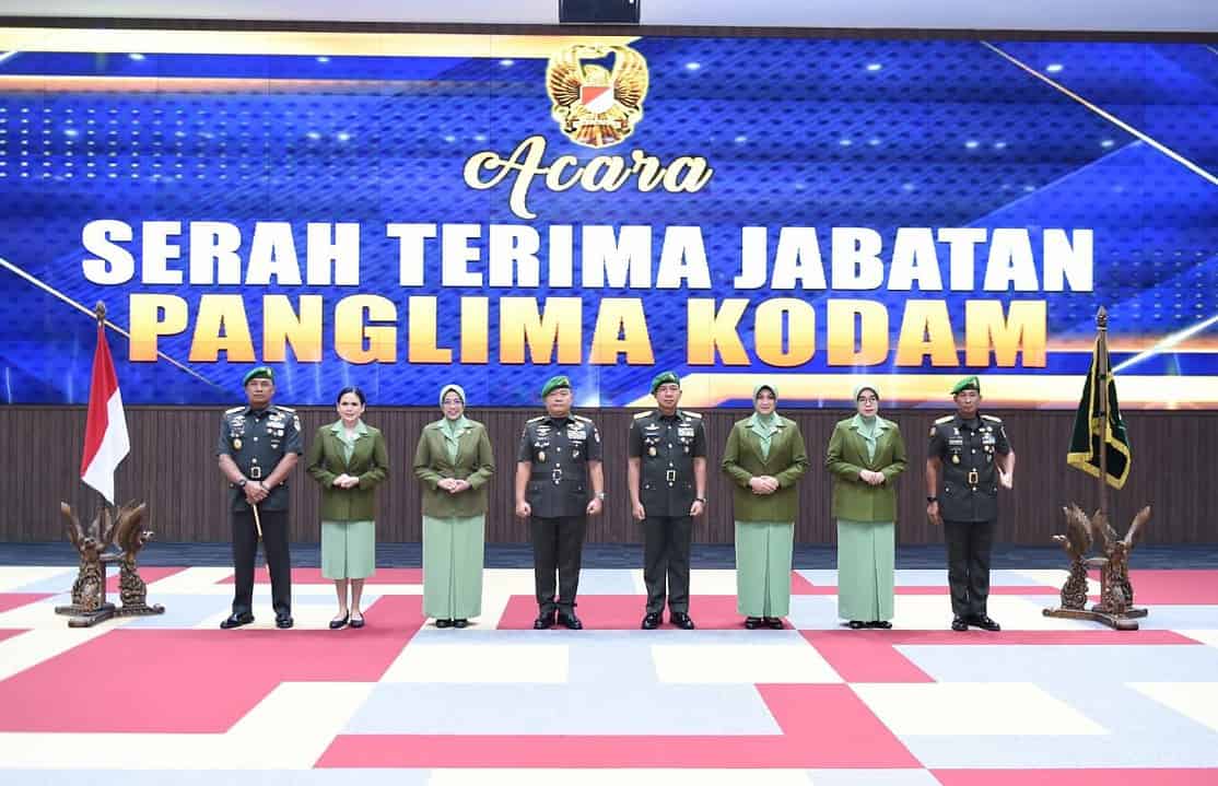 Kasad Pimpin Sertijab Dua Pejabat Pangdam Kasad Pimpin Sertijab Dua Pejabat Pangdam