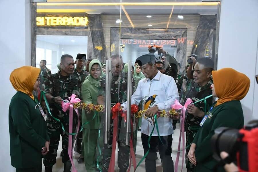 Resmikan Ruang ICU RS TK. II Pelamonia, Pesan Pangdam XIV/Hsn Utamakan Mutu Pelayanan Bagi ...