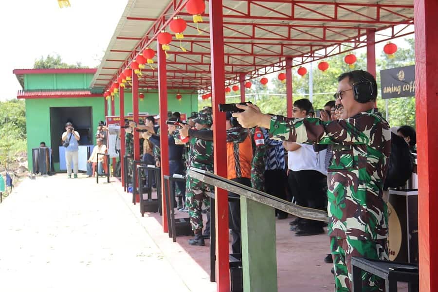 Pangdam XII/Tpr Resmikan Lapangan Tembak Tidayu Pamungkas Kodim 1207/Ptk Pangdam XII/Tpr Resmikan Lapangan Tembak Tidayu Pamungkas Kodim 1207/Ptk