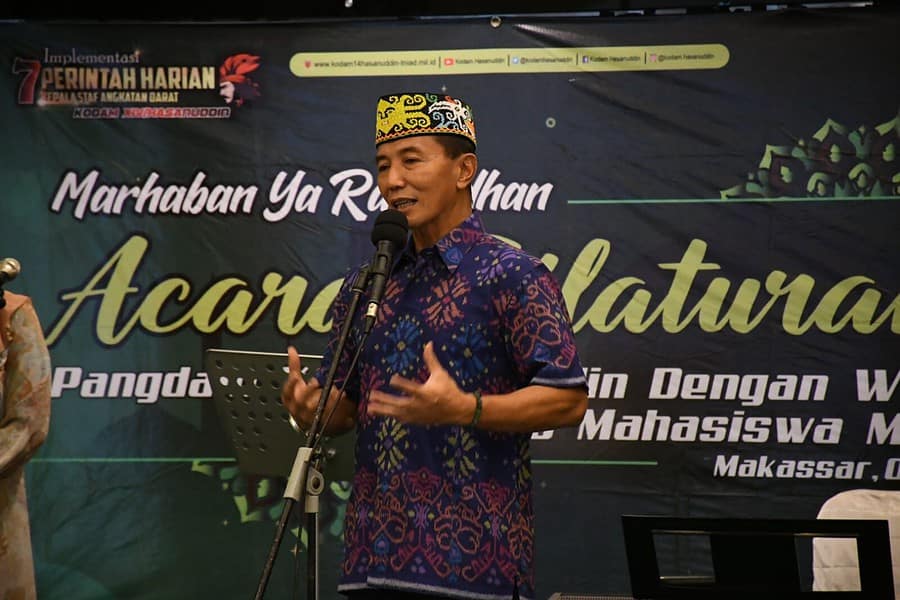 Pangdam Hasanuddin Gelar Silaturahmi, Berikan Bantuan Lebaran dan Sholat Berjamaah dengan ...