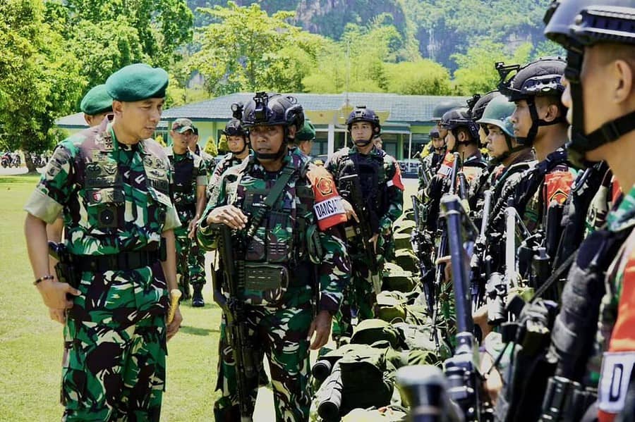 Pangdivif 3/Kostrad Risksiapops Yonif PR 433/JS/3/3 Kostrad