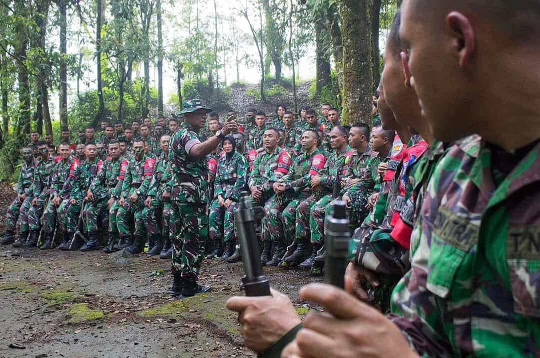 Kapuspalad Pimpin Upacara Tradisi Korps Pembaretan dan Penyematan ...