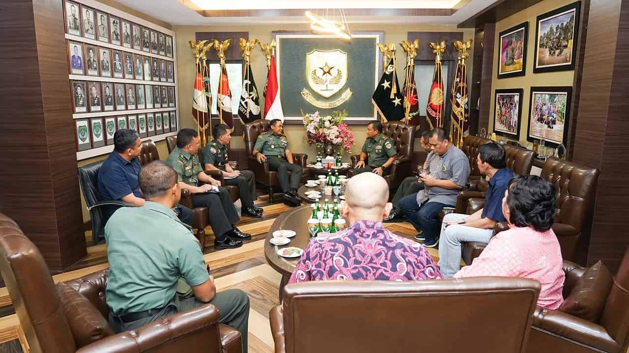 Ketua Umum Inkai DKI Jakarta Temui Pangdam Jaya Perkenalkan Pengurus ...