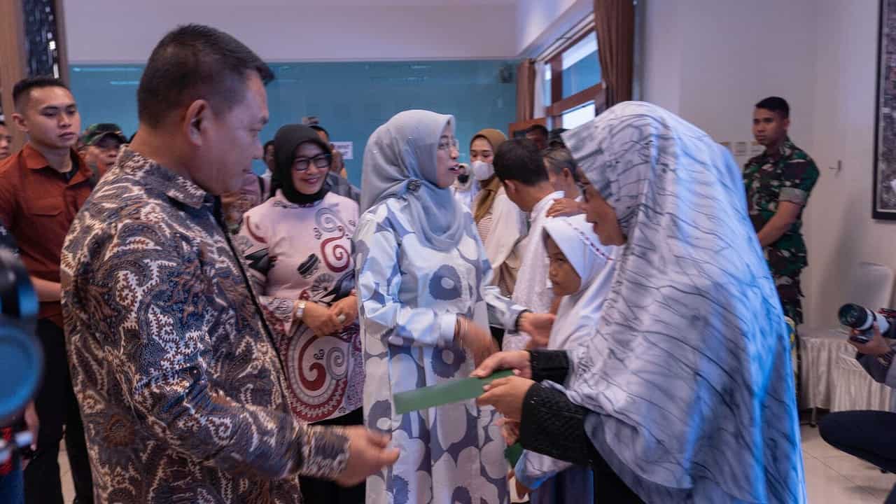 Perkuat Sinergi TNI-Polri dan Elemen Masyarakat, Kasad Gelar Halal Bihalal