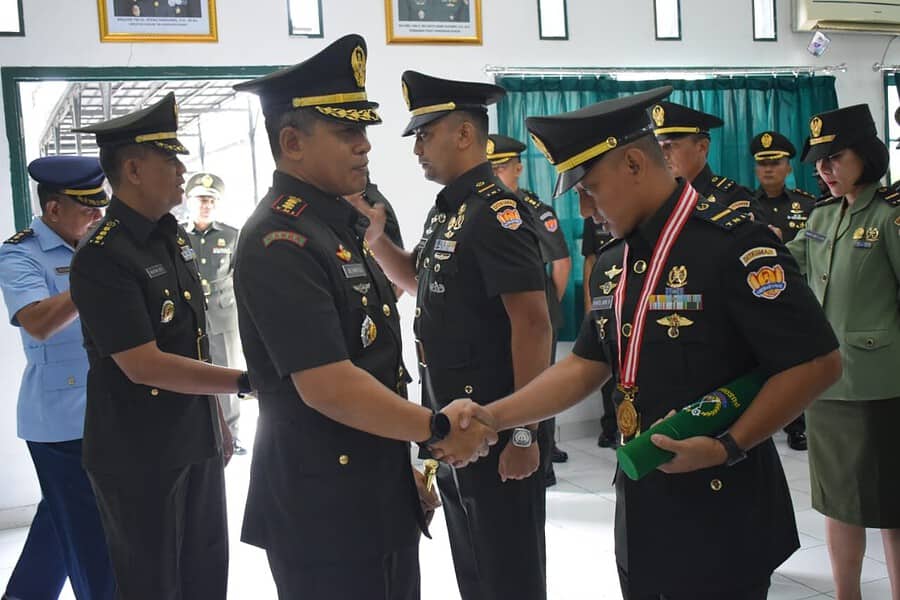 Danpusdikkum Ditkumad Pimpin Upacara Tupdik Prodi Dikcabpakum Abit ...