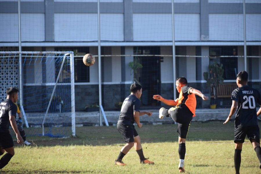 Pusdikkum Ditkumad Gelar Pertandingan Persahabatan Sepakbola Dengan ...