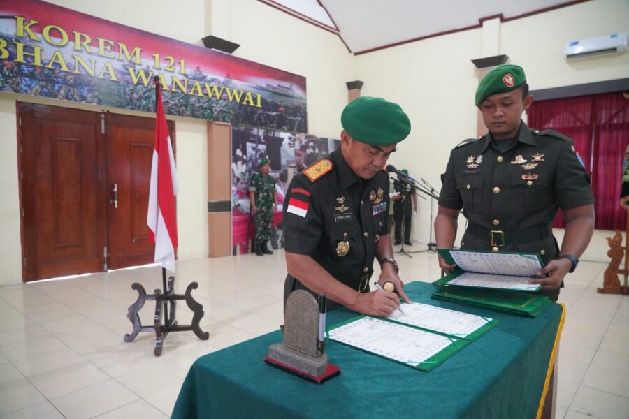 Danrem 121/Abw Pimpin Sertijab Perwira Jajaran Korem 121/Abw