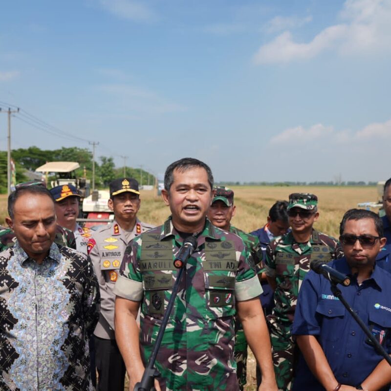 Banner Netralitas TNI AD pada Pemilu 2024