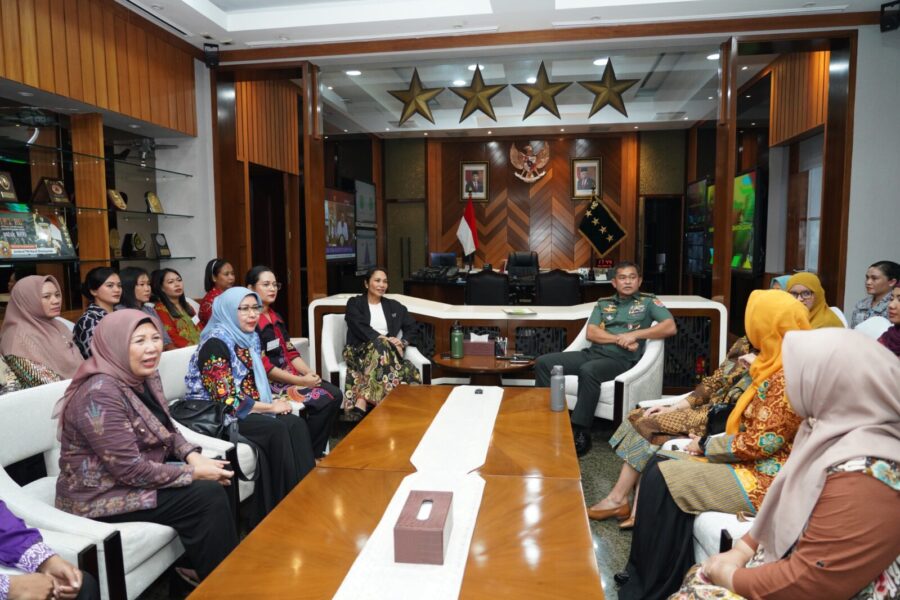 Kasad : Kontribusi Positif ke Masyarakat, Bagian Dari Mendukung Tugas Suami