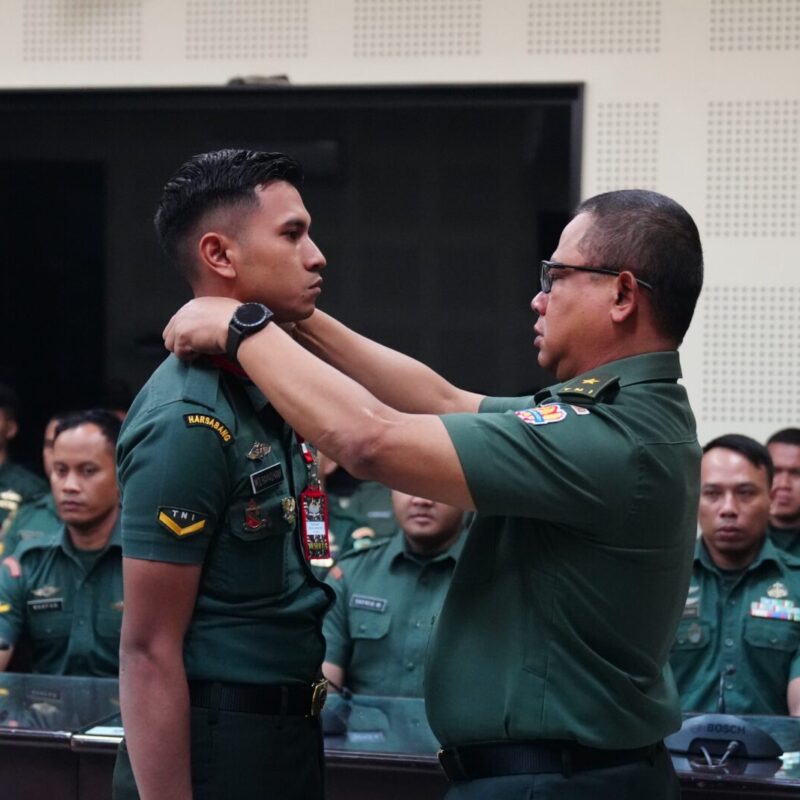 Banner Netralitas TNI AD pada Pemilu 2024