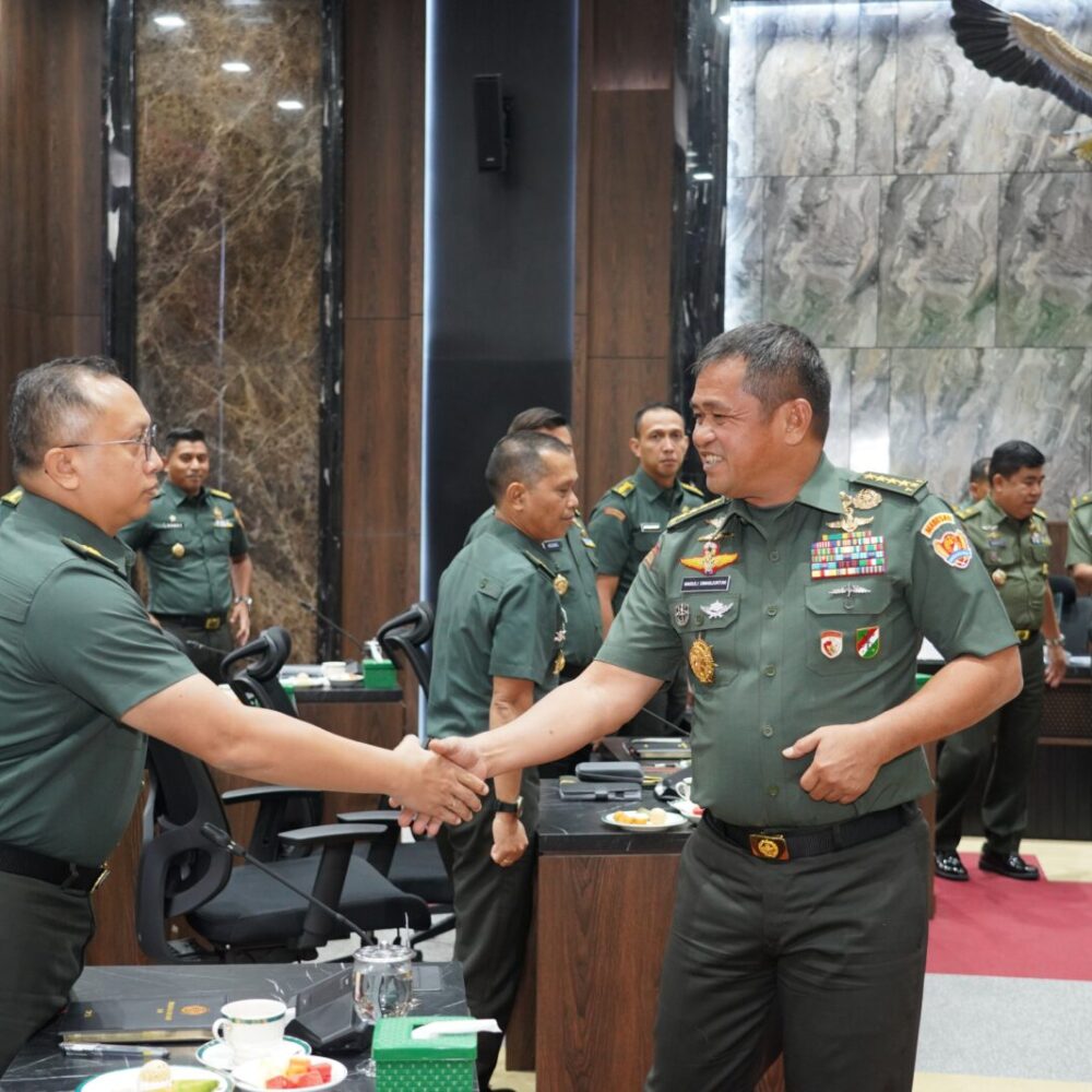 Banner Netralitas TNI AD pada Pemilu 2024
